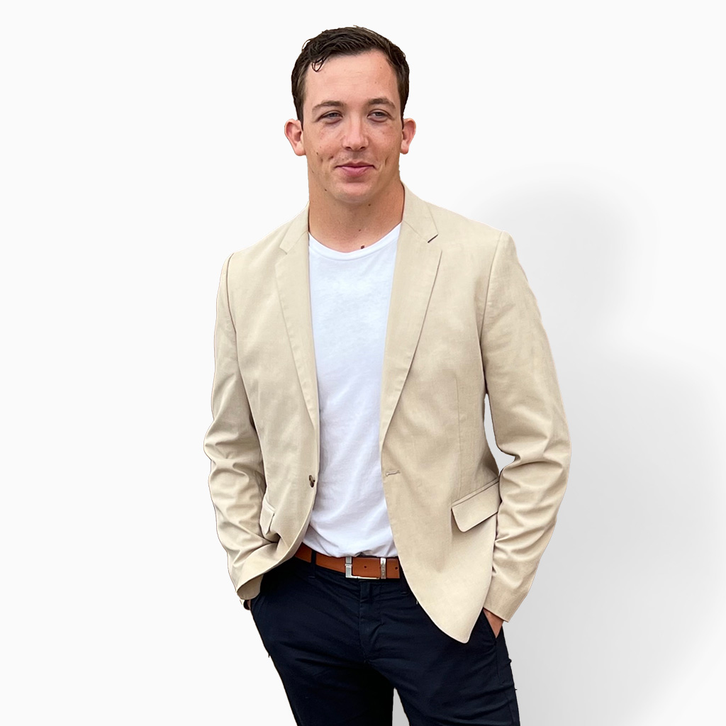 Meet our Stylist Dylan | Studio Savvy Salon for Hair Color, Hair ...